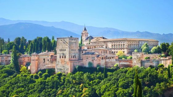 Famous medieval buildings and their history - Museum Facts