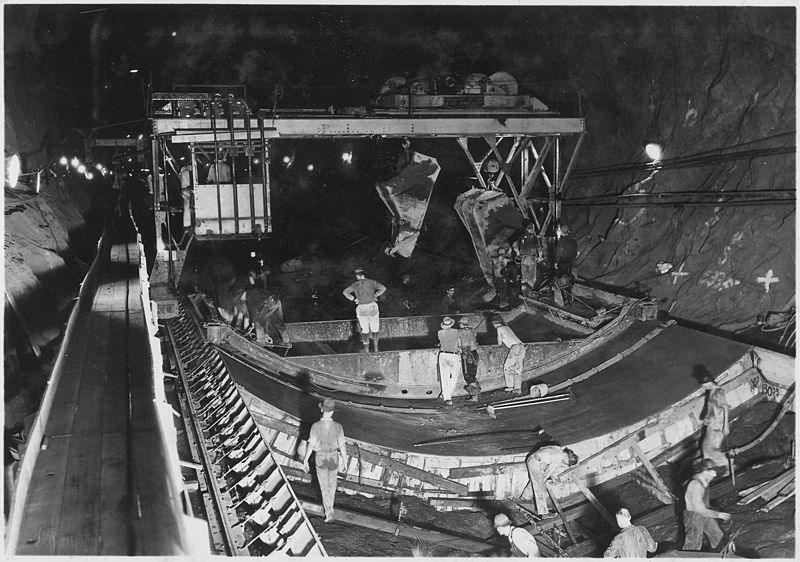 Construction of the Hoover Dam- in pictures - Museum Facts
