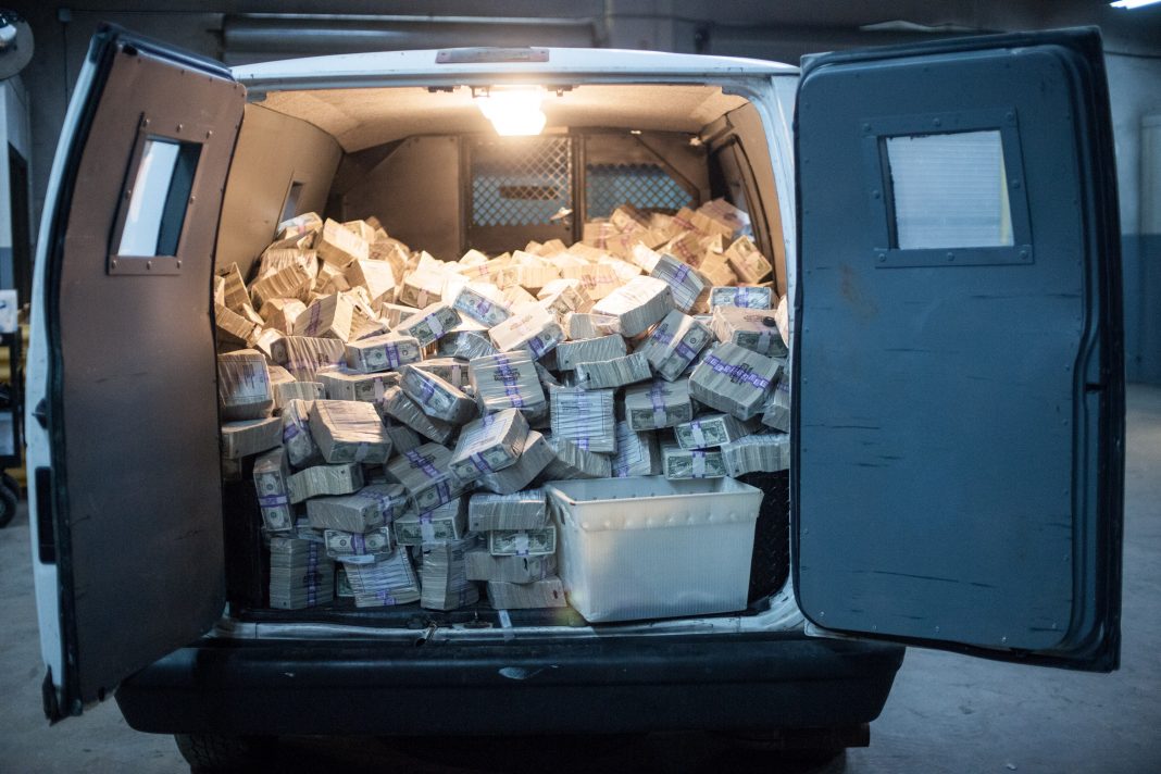 David Ghantt And The Ridiculous Loomis Fargo Heist - Museum Facts