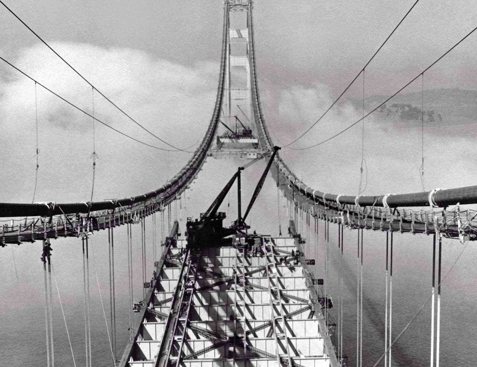 Construction of the Golden Gate Bridge- in pictures - Museum Facts
