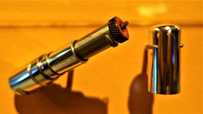 15 Weird (Yet Deadly) Weapons in History - Museum Facts