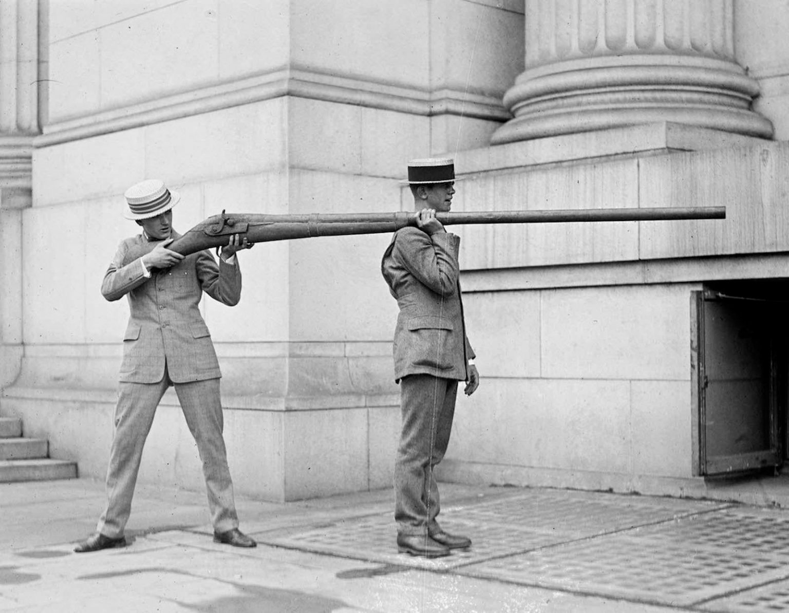 8 Forgotten weapons you need to know about! - Museum Facts
