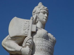 10 Famous Female Warriors Who Made Their Mark On History - Museum Facts